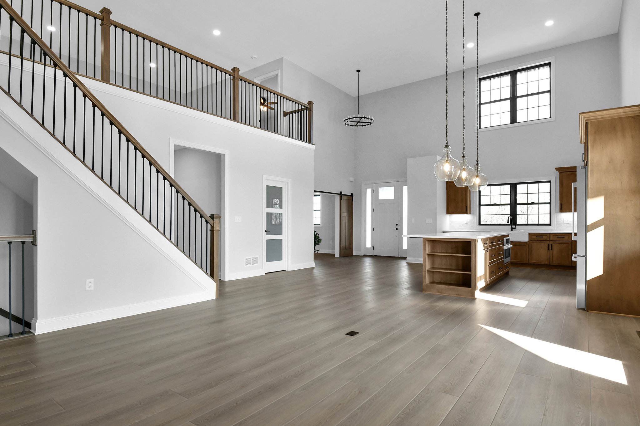 Hilltop Haven – Modern Barndominium Living in Hanover, Ohio